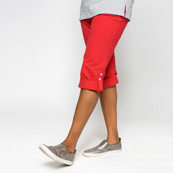 DreamJeannes Convertible Capris with Rhinestones