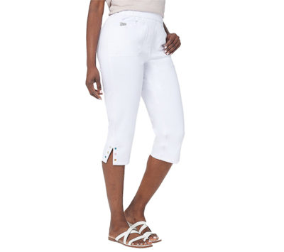 DreamJeannes Capris w/ Rhinestone Detail